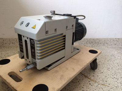 Leybold Trivac D16 BCS - Vakuumtec Pumpenservice